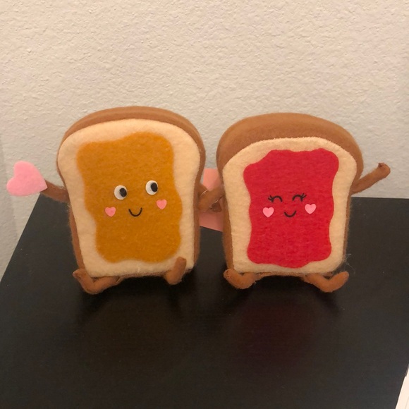 Spritz | Holiday | Target Spritz Felt Figure Duo Valentines Day Peanut ...